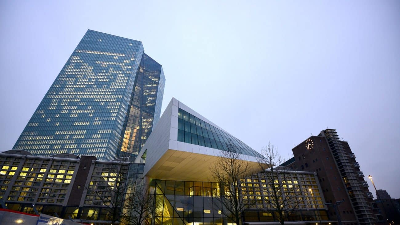 Il salvataggio dell'Italia passa dalla BCE, gli scenari sono due e uno ...